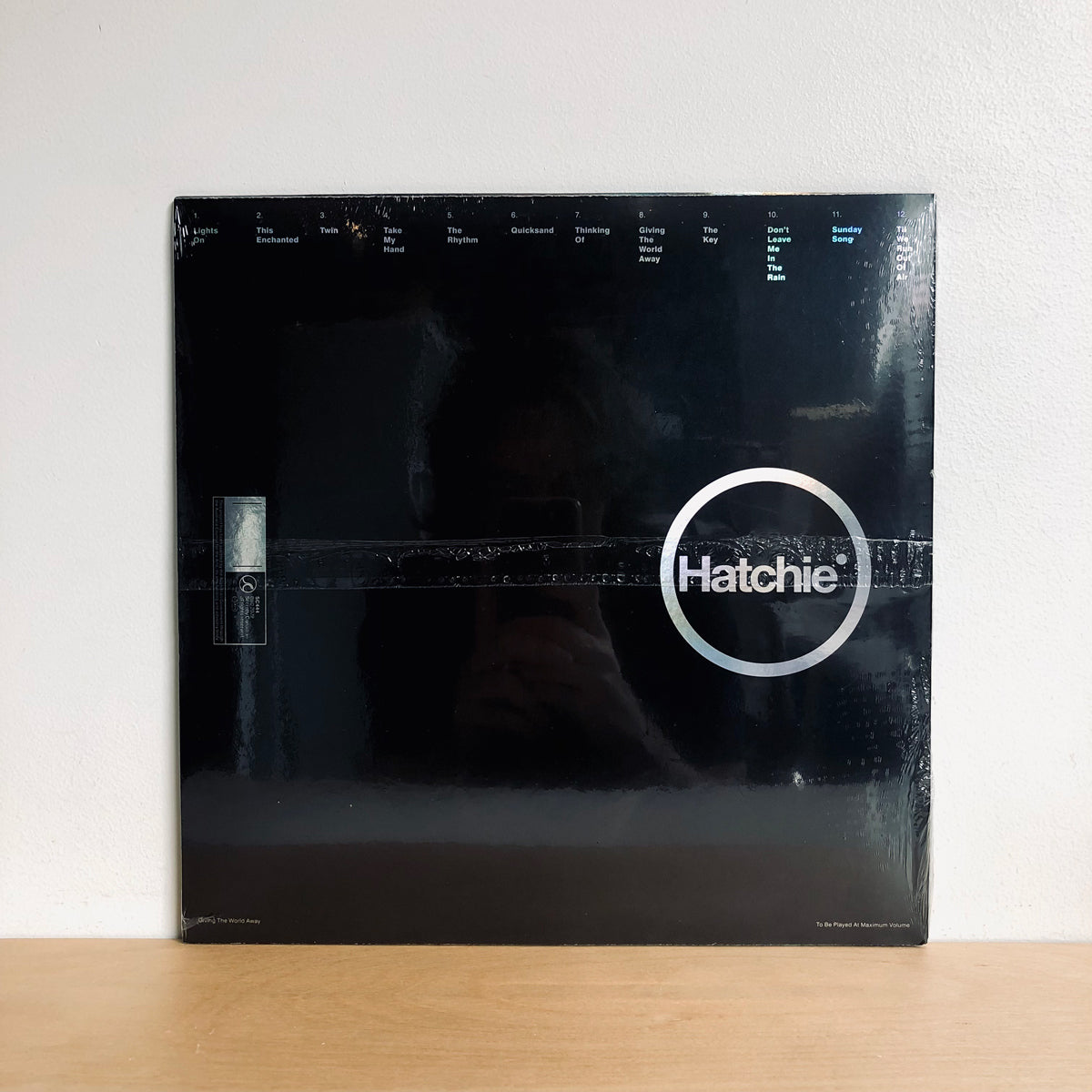 Hatchie - Giving The World Away. LP [Coke Bottle Clear Vinyl] – Abicus